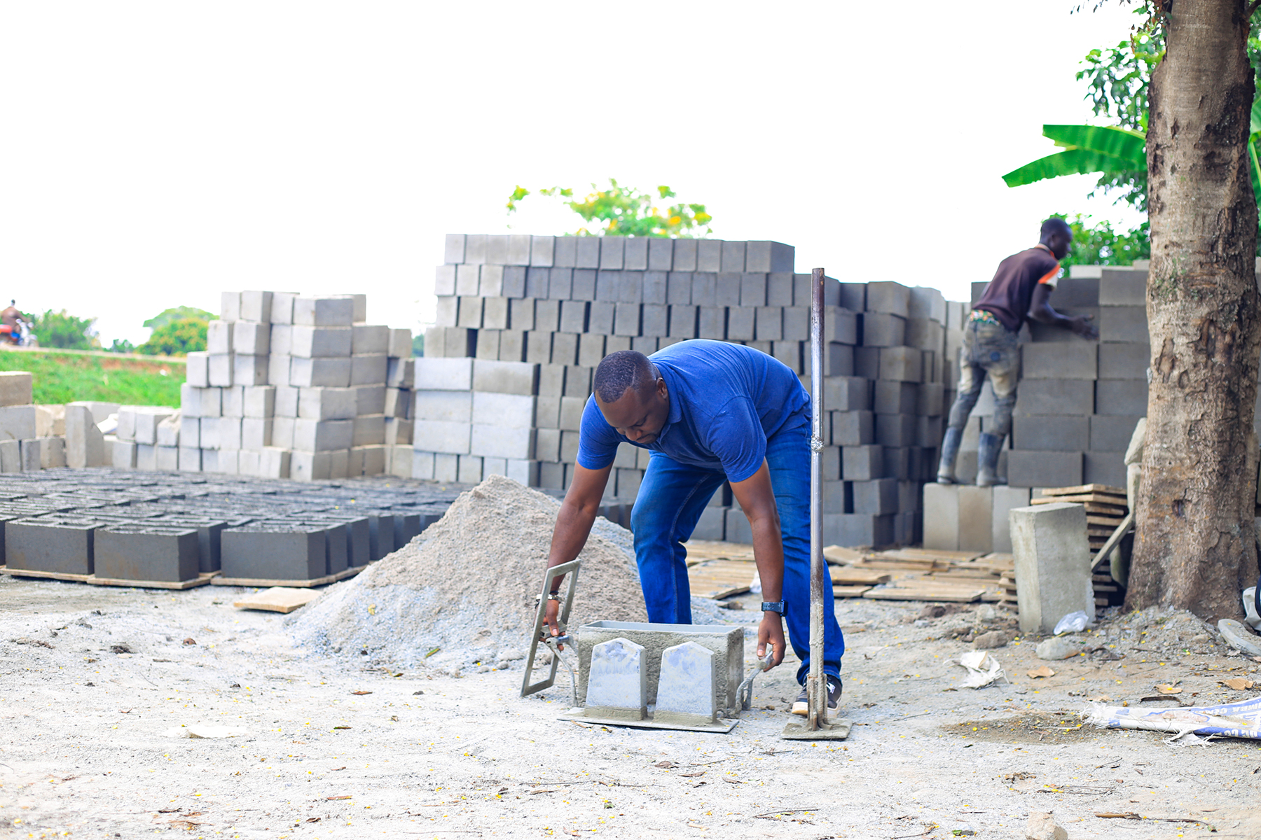 Uganda construction volunteer opportunities